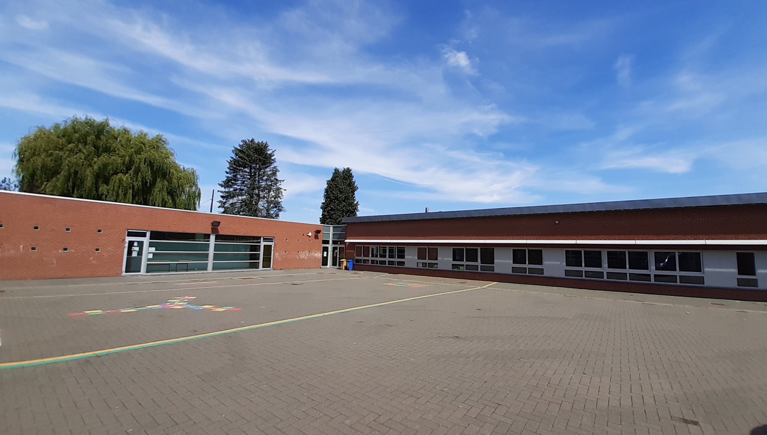 Situation — Ecole communale Lamarche Situation — Ecole communale Lamarche